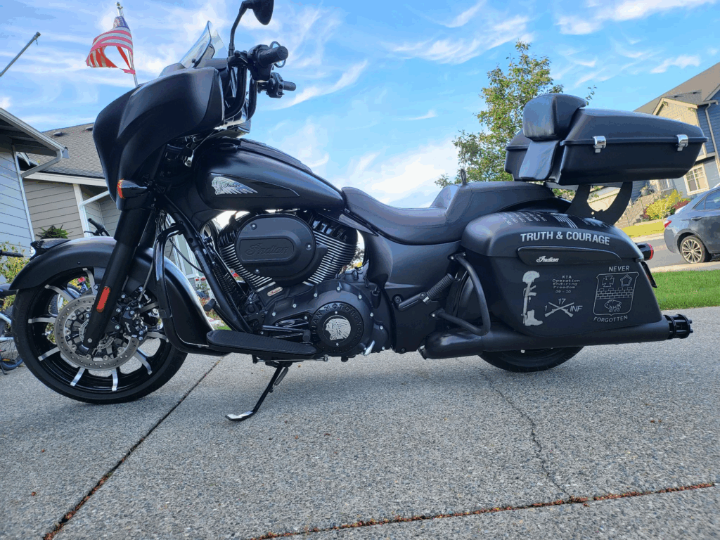Peacemakers For Indian Baggers - Tailgunner Exhaust